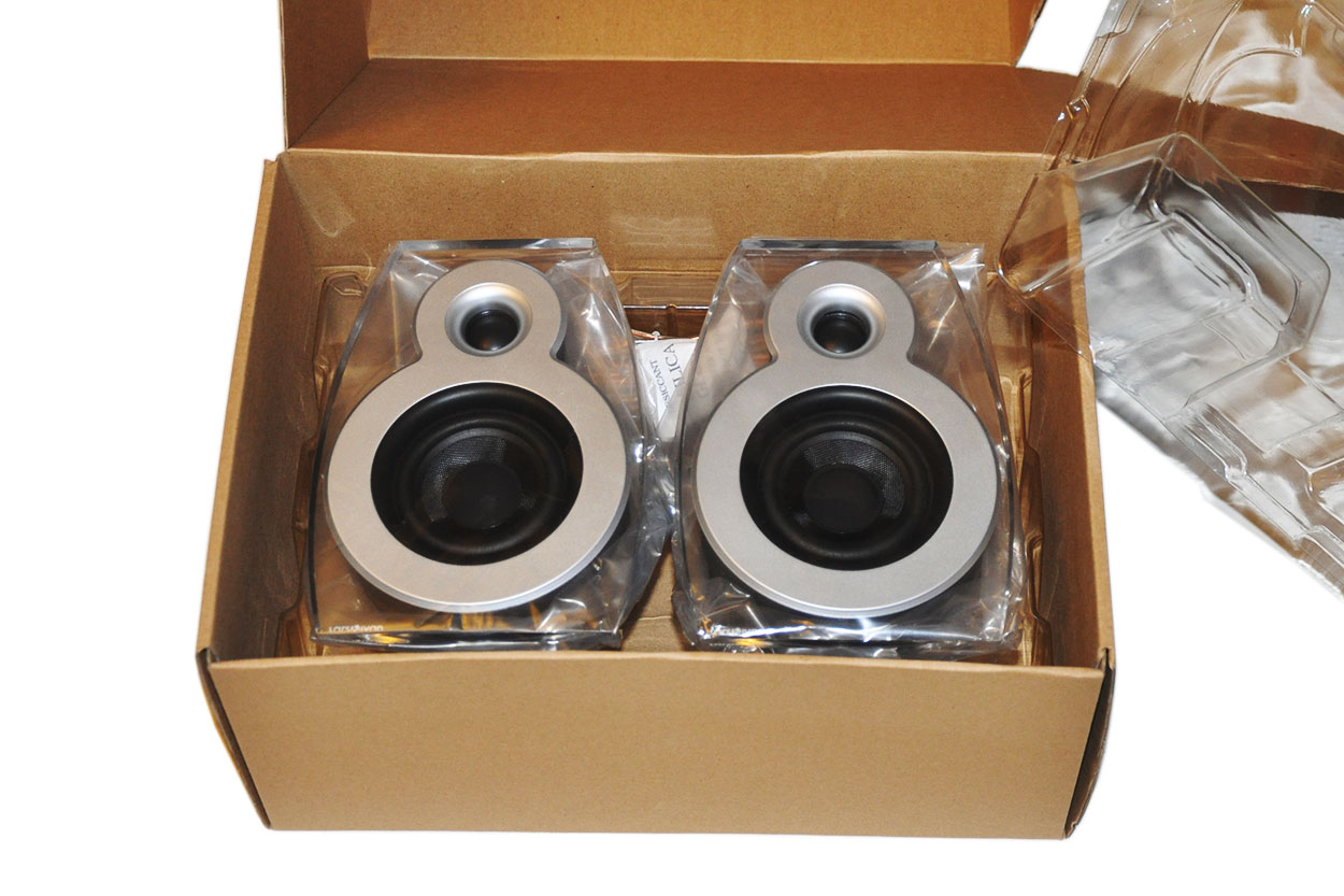 处理库存Lars & Ivan iphone ipod 音响系统AV功放ISOFA 苹果ipod音箱 带遥控 Bolero Mini ...