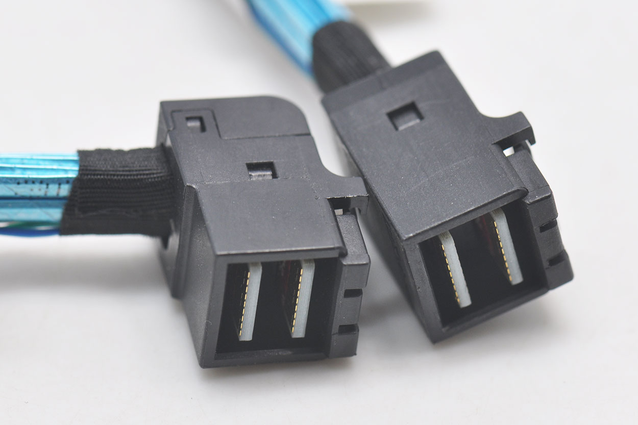 63厘米华为MINI SAS HD SFF-8643 TO Mini SAS HD SFF-8643 服务器存储阵列数据线1904051018 ...