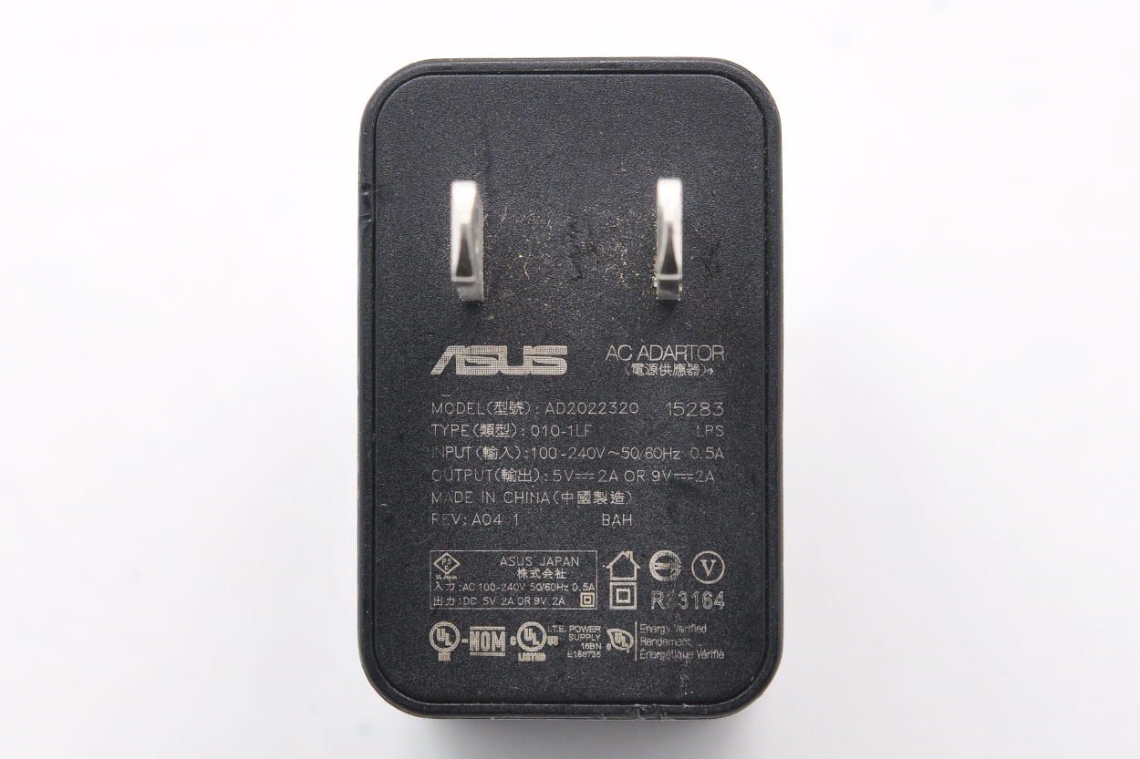 新到货几十个原装华硕Asus 18W快充头 5V/9V 2A QC2.0 ZenFone 2 (ZE550ML / ZE551ML)手机快速 ...