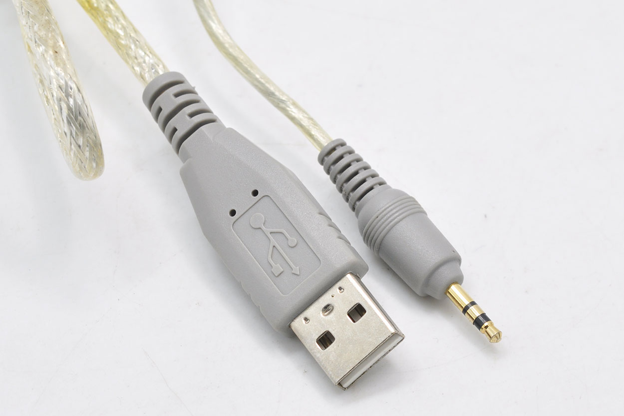 USB接口生锈成色垃圾较旧的TI GRAPH LINK USB P-0113 TUSB3410 数据线德州仪器TI 73 82 83 84 ...