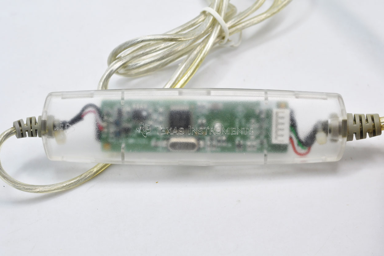 USB接口生锈成色垃圾较旧的TI GRAPH LINK USB P-0113 TUSB3410 数据线德州仪器TI 73 82 83 84 ...