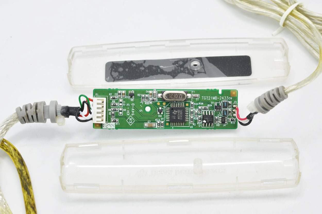 USB接口生锈成色垃圾较旧的TI GRAPH LINK USB P-0113 TUSB3410 数据线德州仪器TI 73 82 83 84 ...