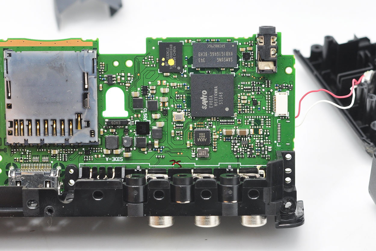新到货 I-O DATA GV-VCBOX ANALOG 模拟视频老式DV磁带转数字视频SD卡 视频采集盒-青州小熊