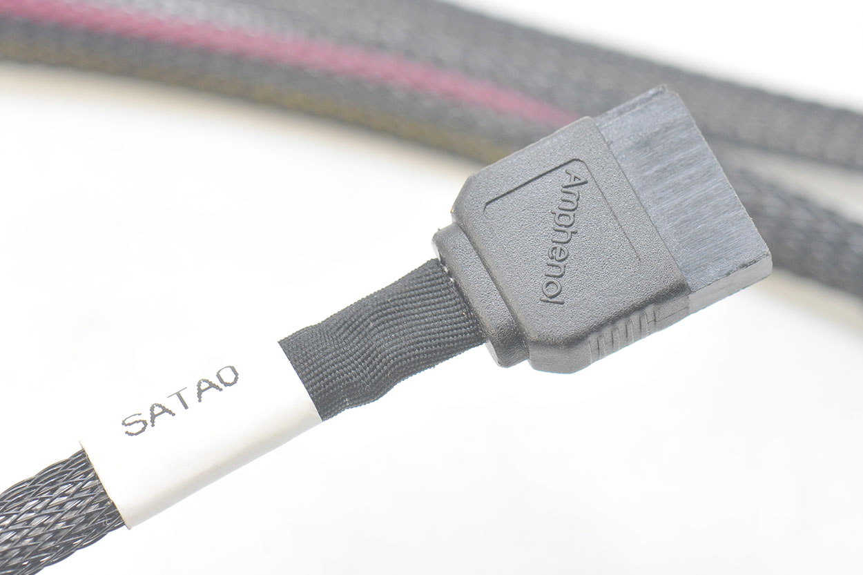 安费诺Amphenol SFF-8482 SAS转SATA连接线 29P转SATA硬盘 SATA硬盘电源数据二合一硬盘线 RSS22-0292 ...