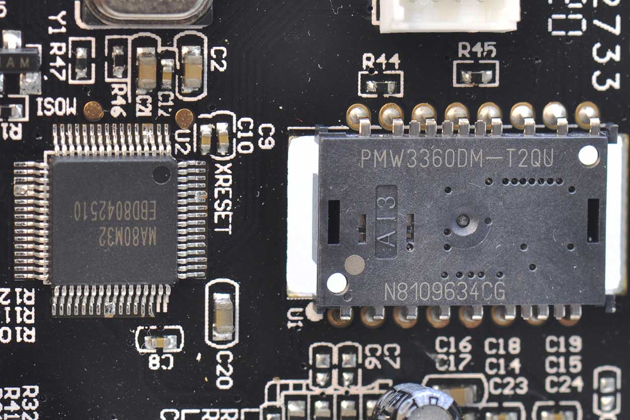 新到货原装正品惠普HP暗影精灵OMEN 600 1KF75AA游戏办公鼠标 人体工学Mouse PWM3360 欧姆龙蓝点微动-青州小熊