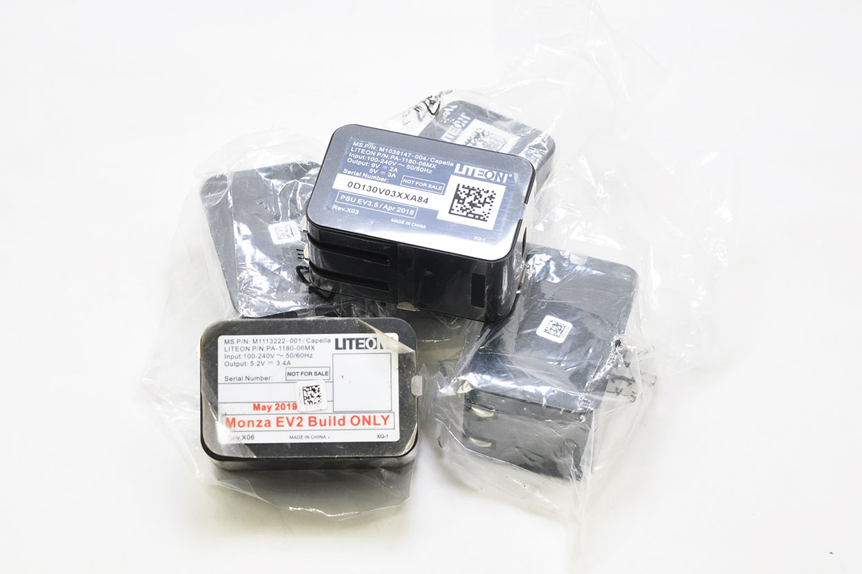 售完存档：微软苏菲Microsoft Surface Duo 18W USB PD快充充电器 PD3.0协议 支持苹果设备 M1039147 ...