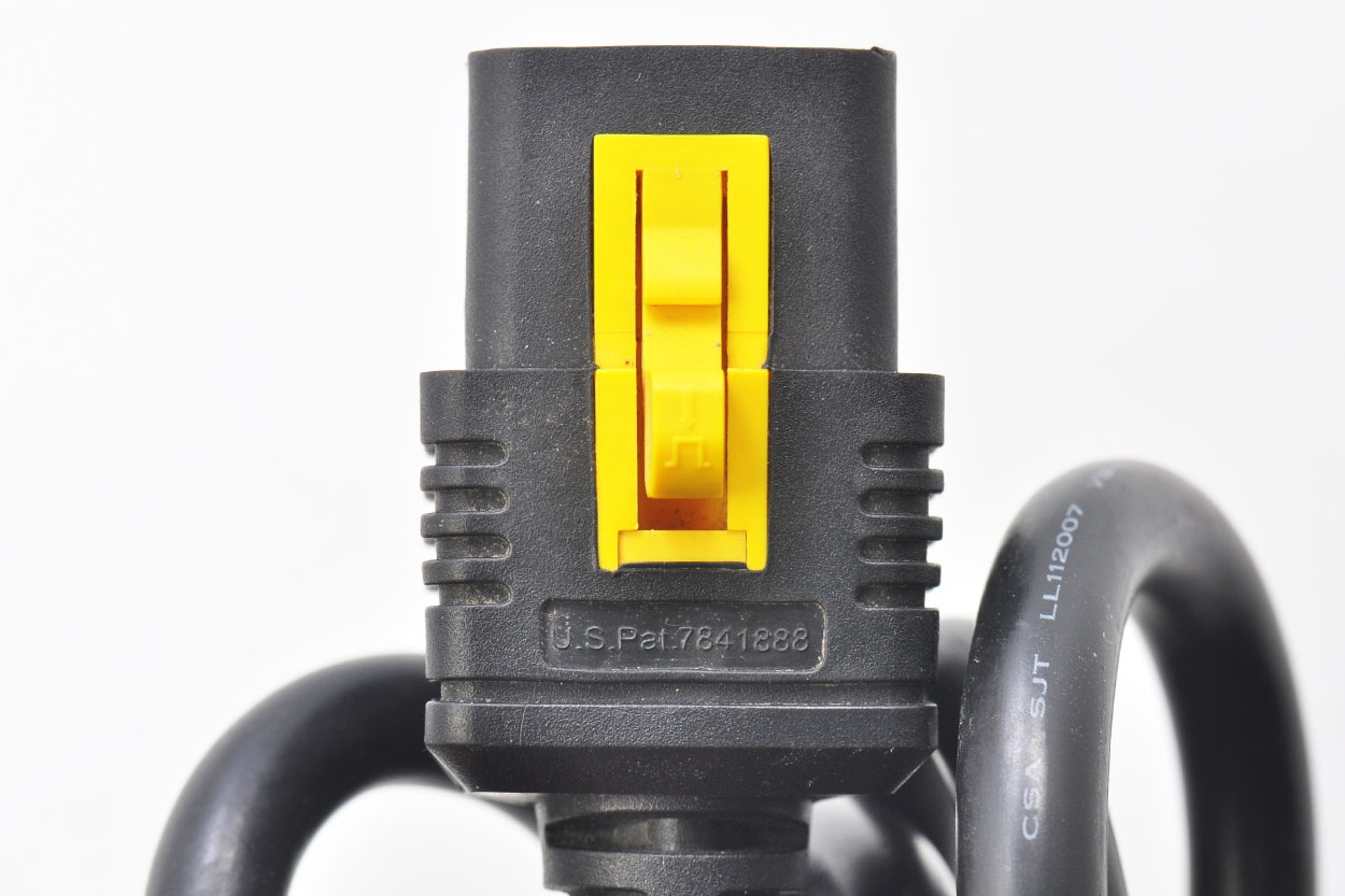 散装施耐德 APC电源线 可锁定型 C19至C20 1.8米长机柜线 AP8716S 14AWG Cable de transmisión ...