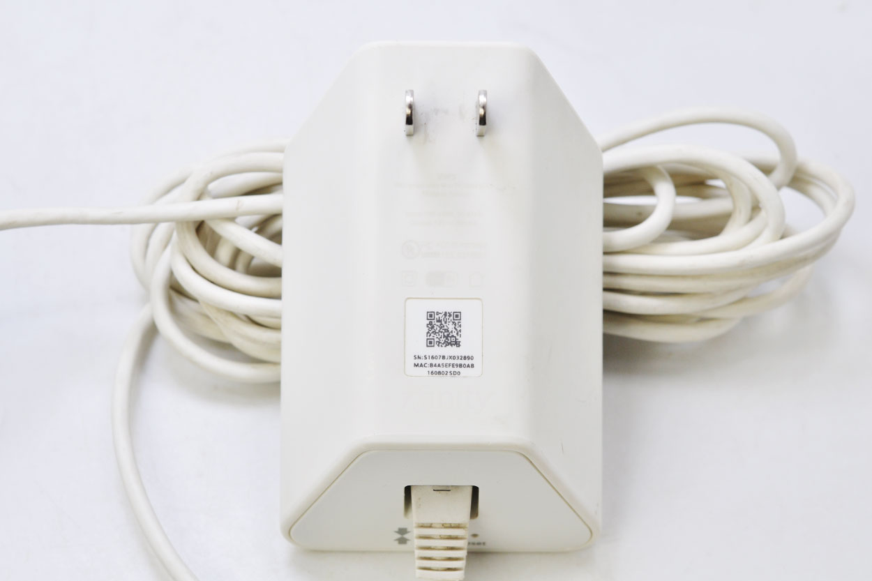 二手正品Xfinity xcam 安防监控摄像机 Home Wireless Security Camera 720p Hd White 监控 ...