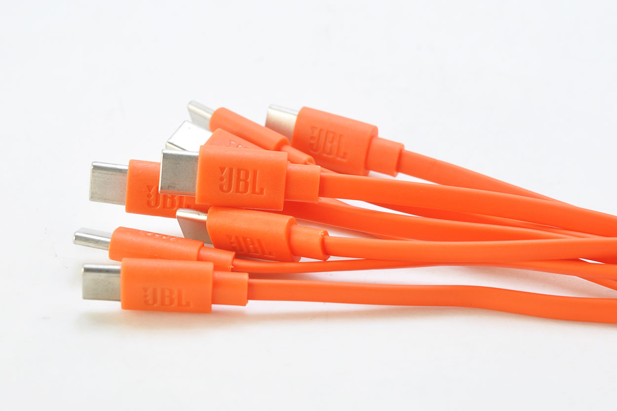 新到货25厘米浅黄色JBL TYPE-C USB-C充电线适用charge4 pulse4 flip5 Clip4等新款JBL音箱-青州小熊