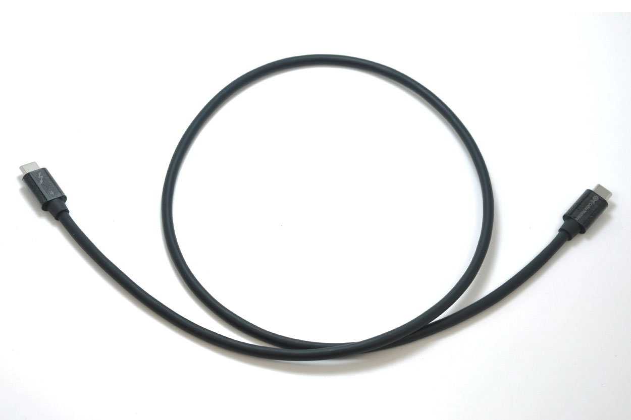 80厘米长Cable Matters 40Gbps Thunderbolt 4 Cable 4K 8K 雷雳4 雷电4 USB4 雷电3 ...