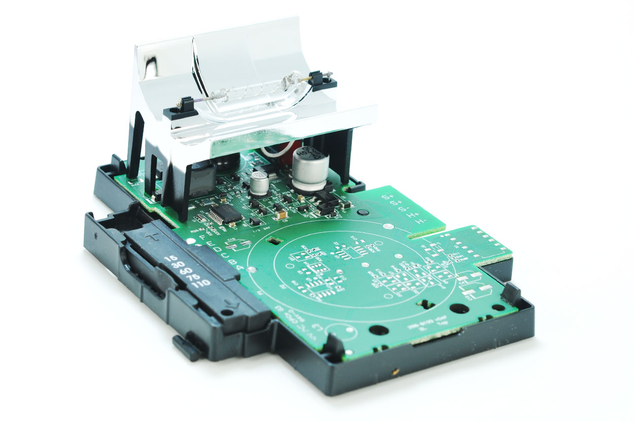 Gentex Corporation GES3-24WR 904-1321-002 Commander Series 红色壁挂式坎德拉闪光灯 ...