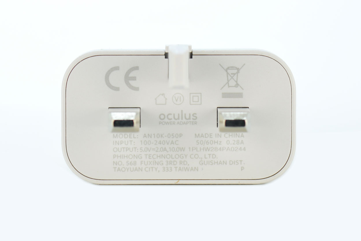 新到货全新原装英标港标大三插Oculus Quest 1 2 VR眼镜5V 2A 10W USB-C口 充电器充电头AN10K-050P-青州小熊