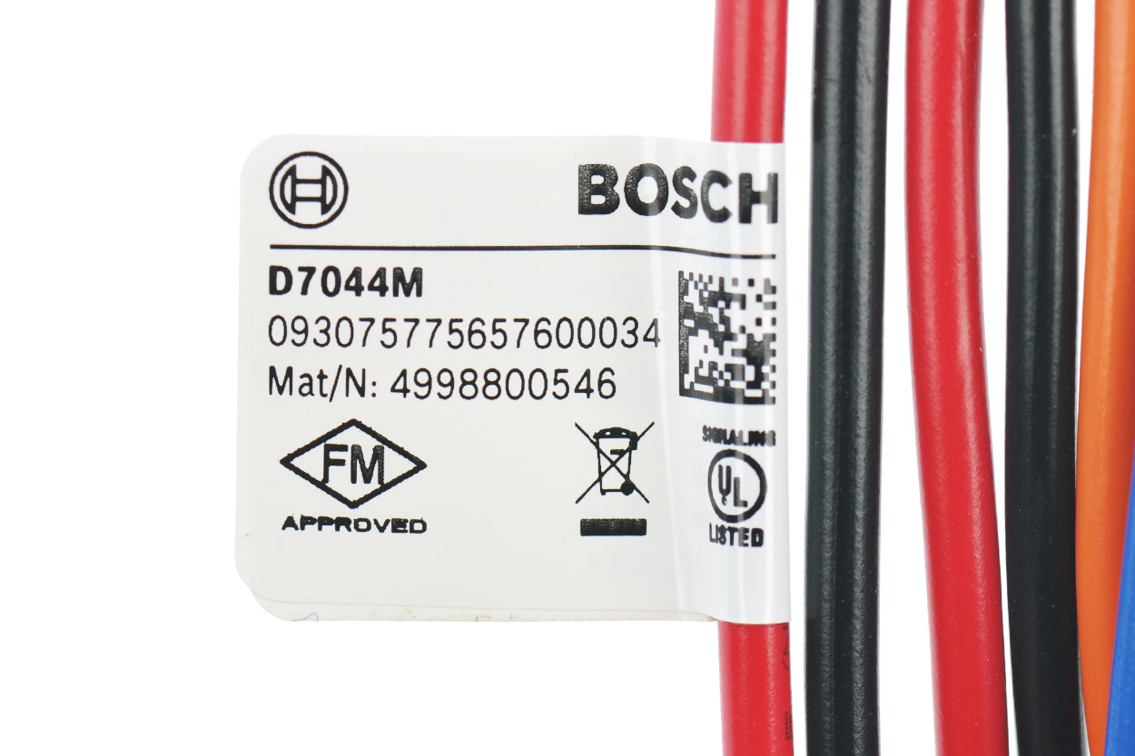 全新原装博世BOSCH D7044M MULTIPLEX MINI SINGLE INPUT MODULE (RISCN1) 单输入模块-青州小熊