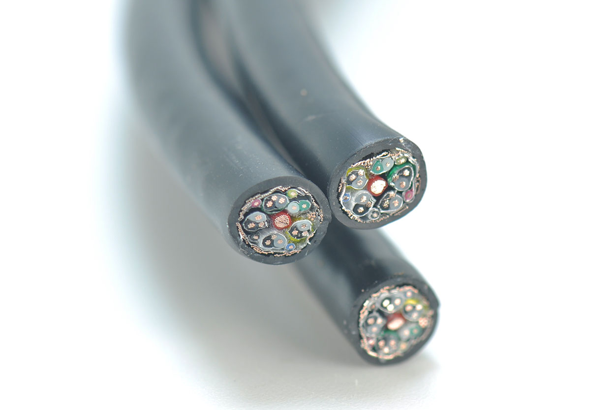 新到货一米长Gigabyte 显示器 USB Type-C Cable USB 3.2 Gen2 20G 20V5A 100W 半速雷电3 4 ...