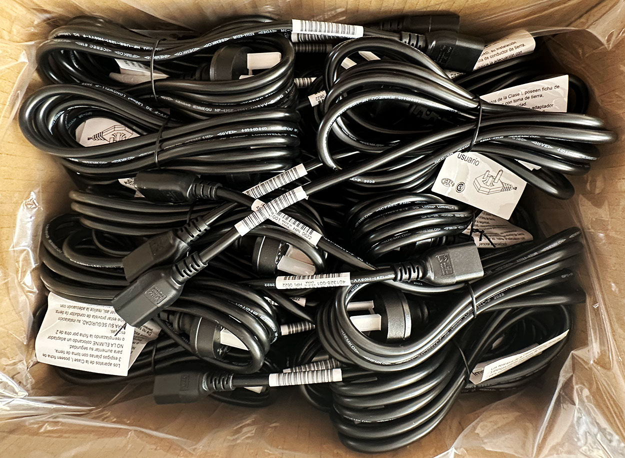 新到货2.5米长原装HP惠普 C13 AC LINE 3 10A250V 2.5M 401328-001电源线国标服务器电源线三插品字三孔1. ...