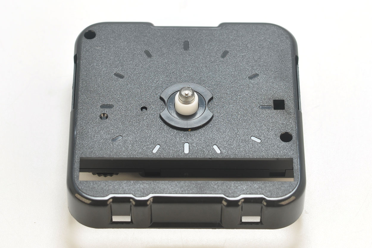 新到货8厘米DETHLEFFS QUARTZ CLOCK OSTAR爱时达F333机芯 石英表 玻璃表盖 大篷车房车车载表盘 桌面摆件小时钟-青州小熊