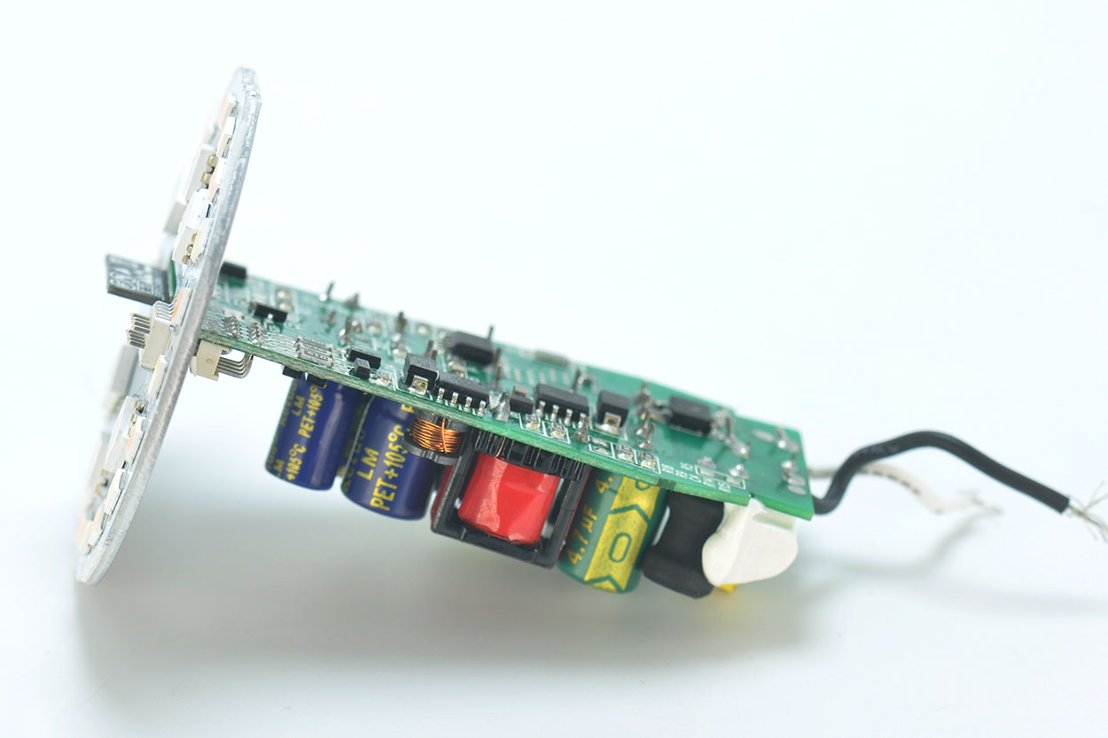 全新原装已刷Tasmota VONT Bulb Color Pro SLB04-RCWV1 9W 810流明ESP32-C3-MINI-1 ...