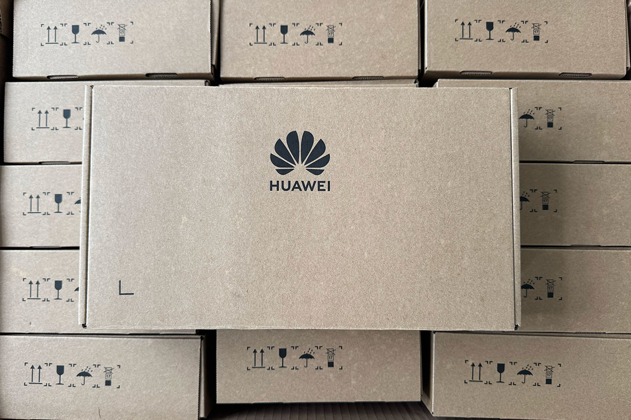 全新原箱华为HUAWEI PowerCube 500 T672E-150G1网络模块Optistar T672E-P（B610-4E）海思 ...