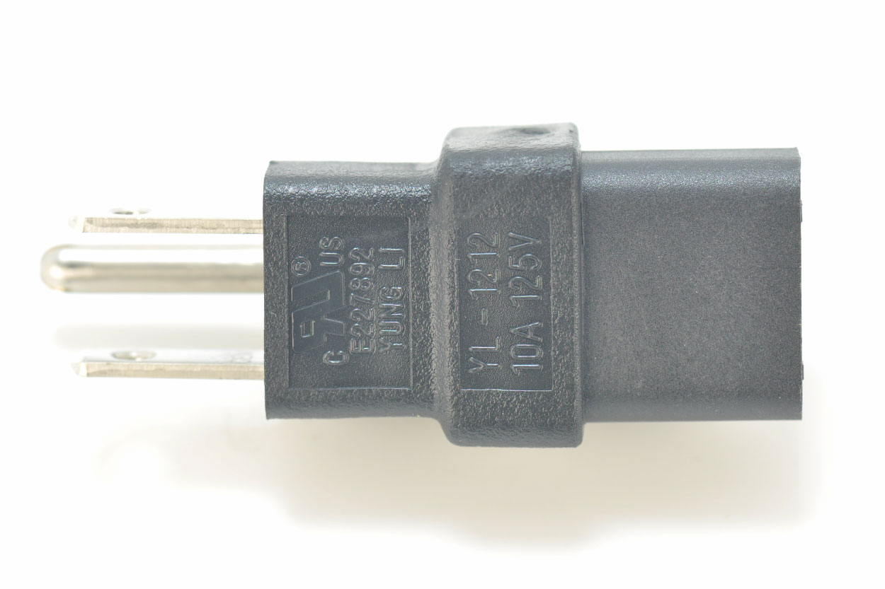 新到货全新 永力 Yung LI IEC C13 to USA Adapter YL-1212 纯铜美标美规电脑主机品字电源转换头-青州小熊