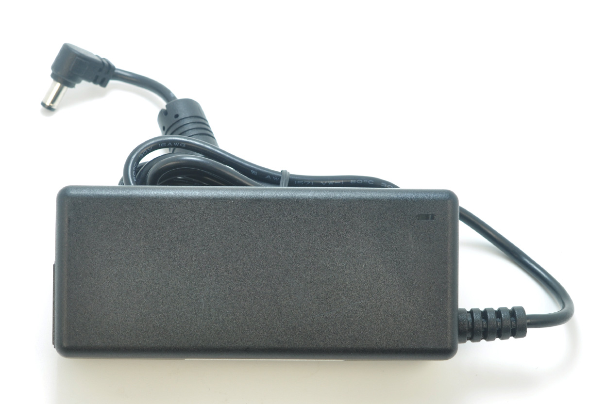 新到货全汉FSP DC 12V 4.17A 50W FSP050-A12C801 AC-DC ADAPTHE LED POWER Supply ...