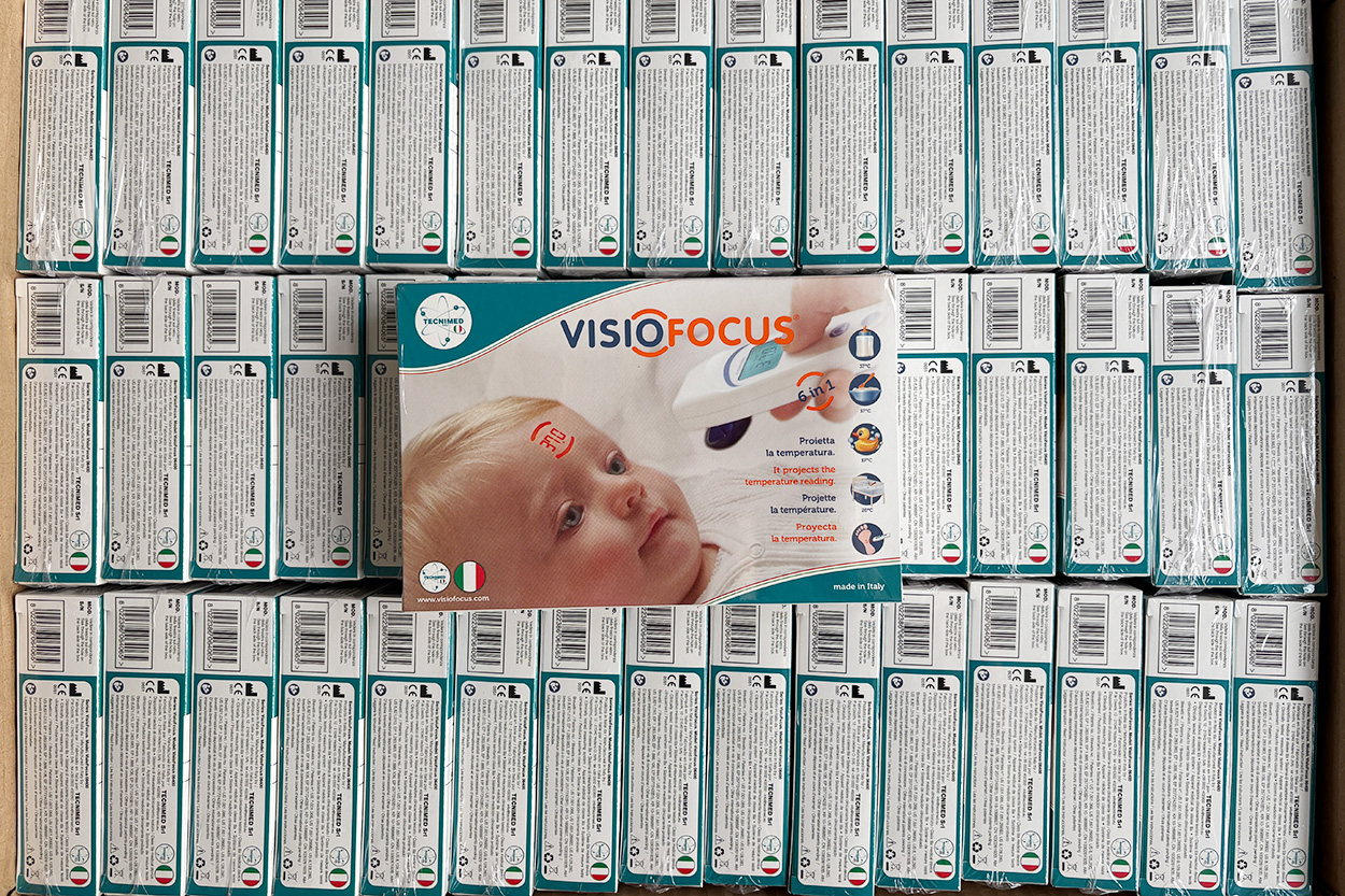 新到货全新原装意大利进口VISIOFOCUS 06400 Pro 06480 带投影专业非接触式额头温度计医用家用高精准儿童婴幼儿成人体温计额 ...
