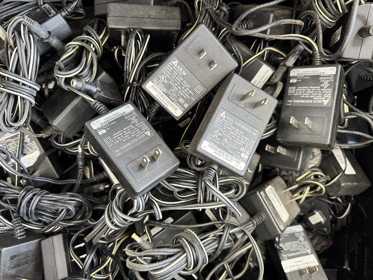 新到货原装惠普HP IPAQ 2190 2490 2790 1950 4150 2210电源 253652-B21 w 22 Pin ...