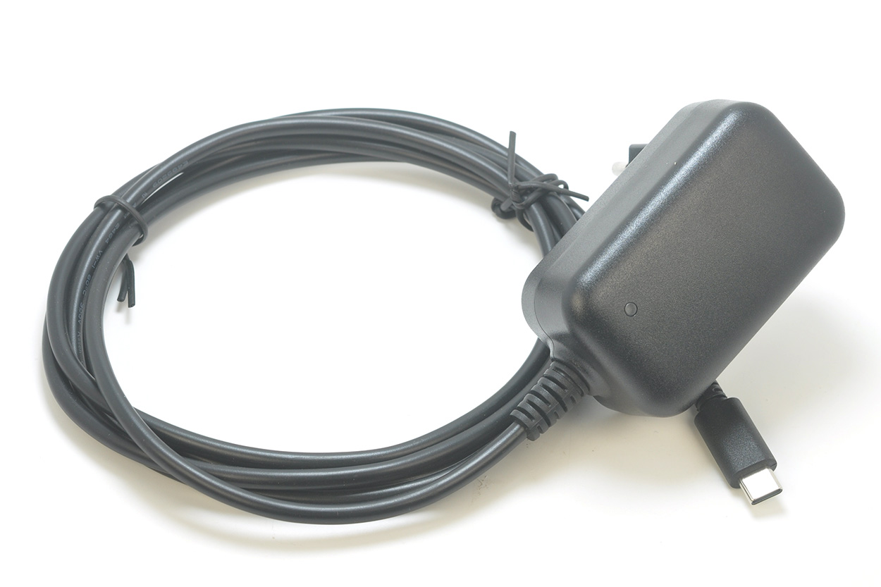 全新原装欧规二园插Freebox Répéteur POP WIFI中续器5V3A 15瓦PD协议电源MOSO-P30-H3000R050 ...