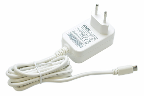 全新原装欧规二园插Freebox Répéteur POP WIFI中续器5V3A 15瓦PD协议电源MOSO-P30-H3000R050 ...