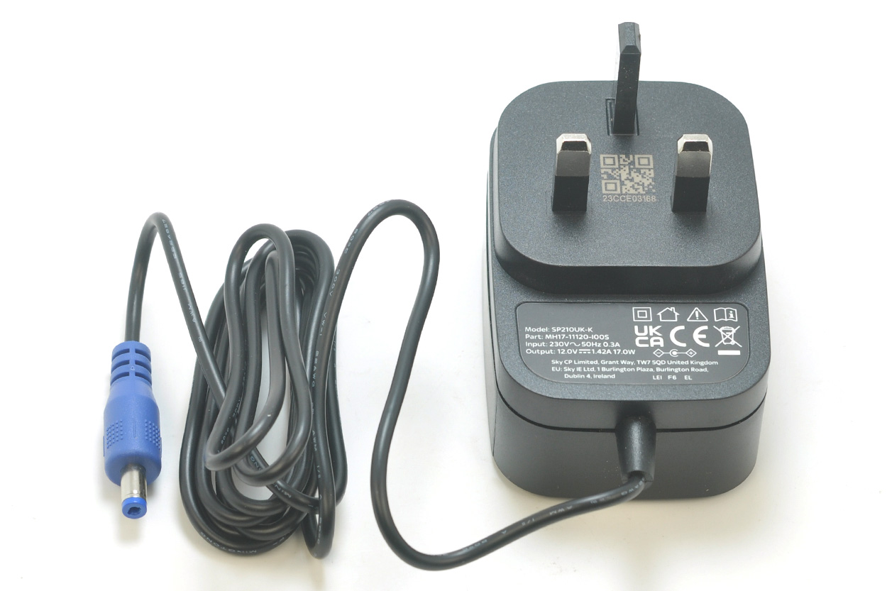全新原装英标港标大三插Sky Intertek SP210UK-K Power Supply Adapter Black 12V 1.42A ...